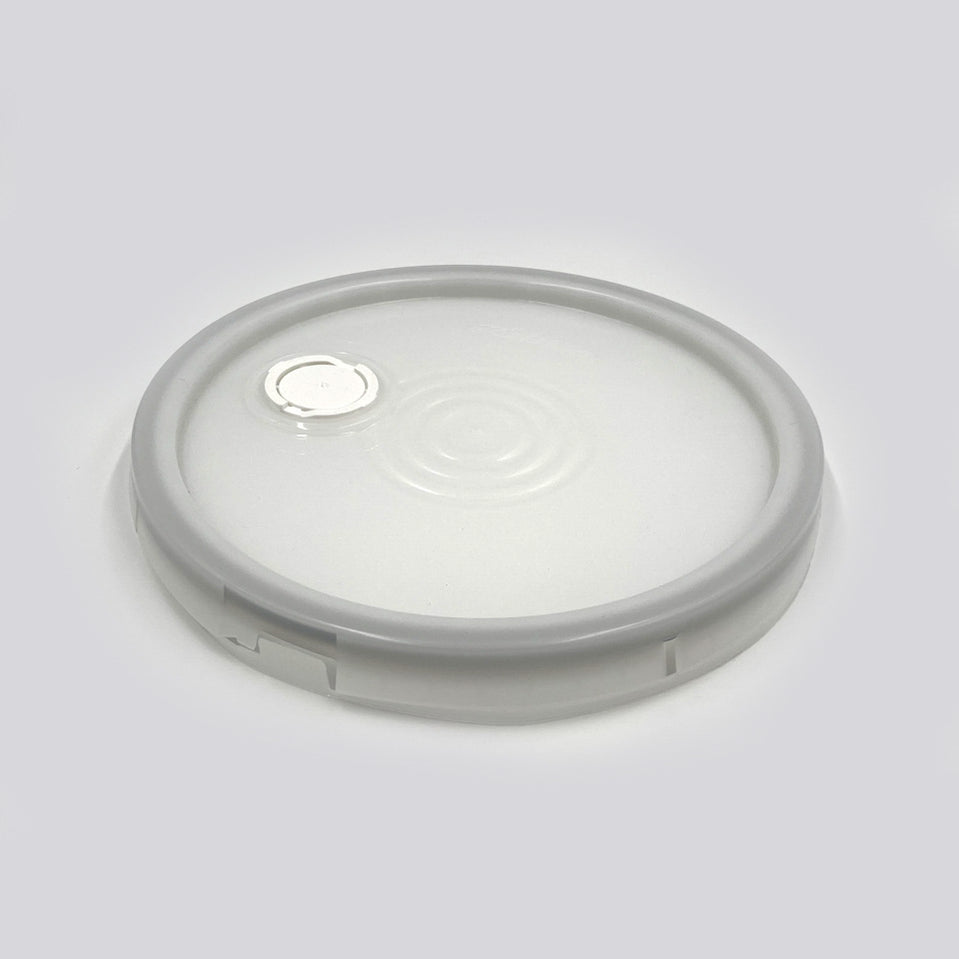 Natural HDPE Lid with Pour Spout for 5 gal. HDPE Pail — K.G. International