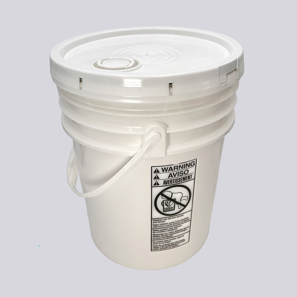 White HDPE 5 gal. Pails and Lids with Pour Spout (90 mil), 120/pallet ...